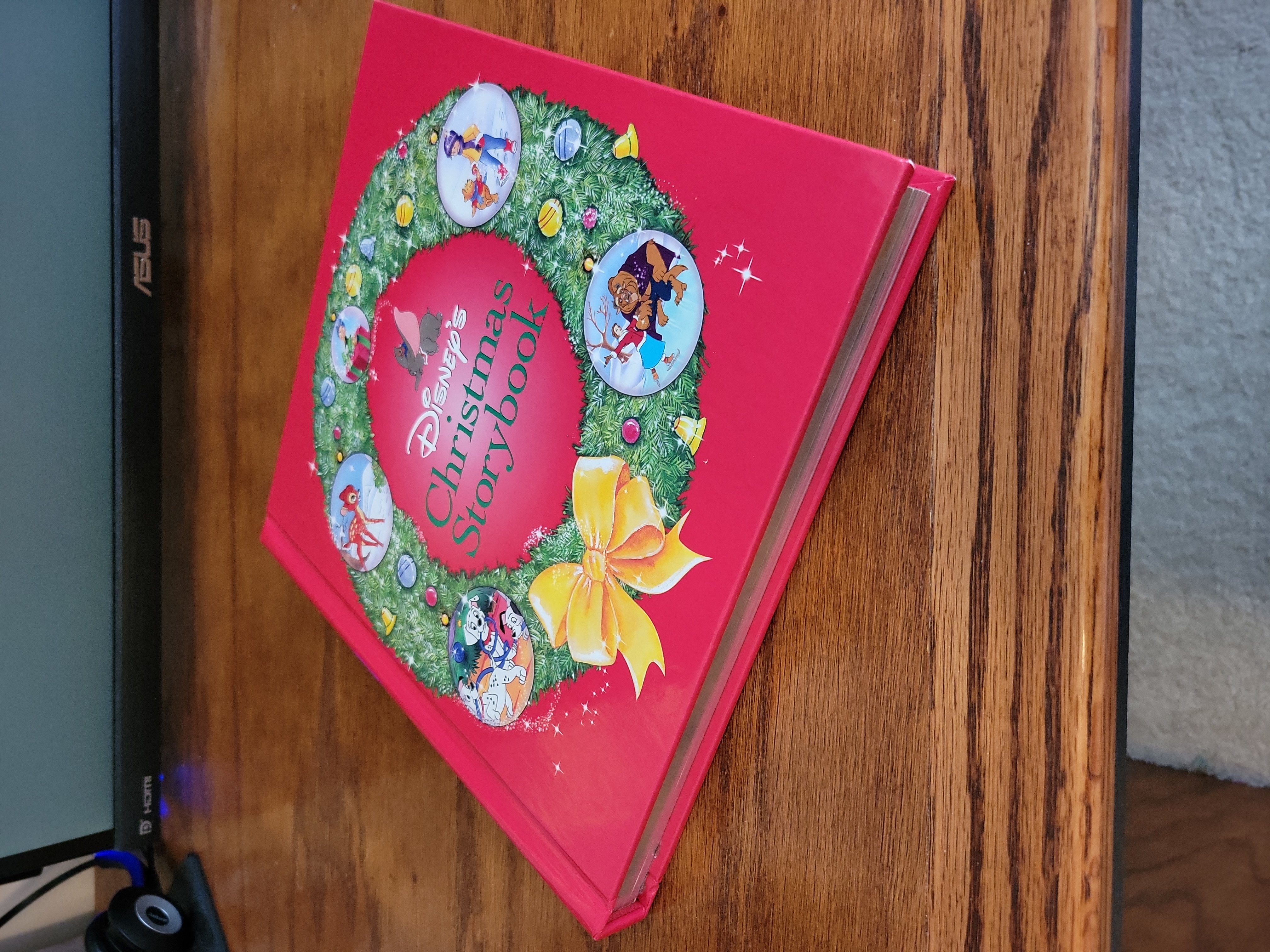 Disney's Christmas Storybook Collection by Disney Books, Elizabeth Spurr