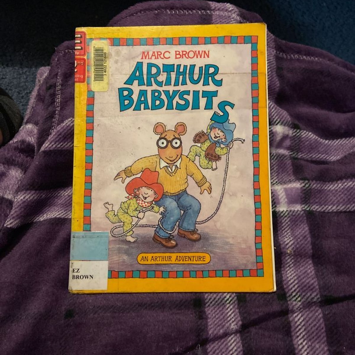Arthur Babysits by Marc Brown