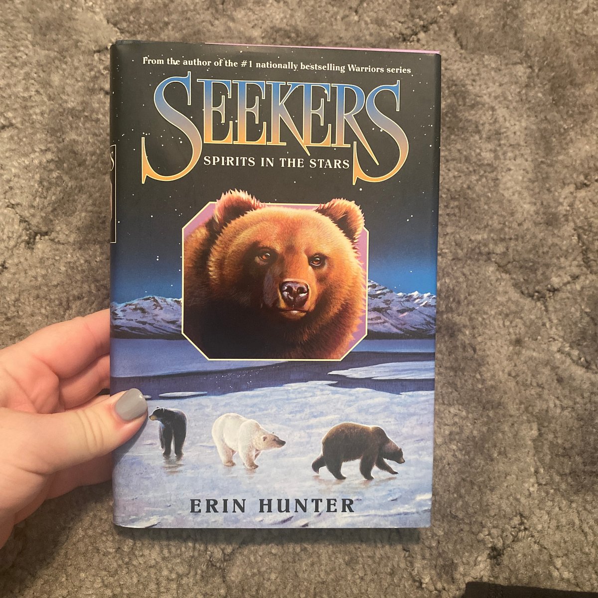 Seekers #6: Spirits in the Stars by Erin Hunter