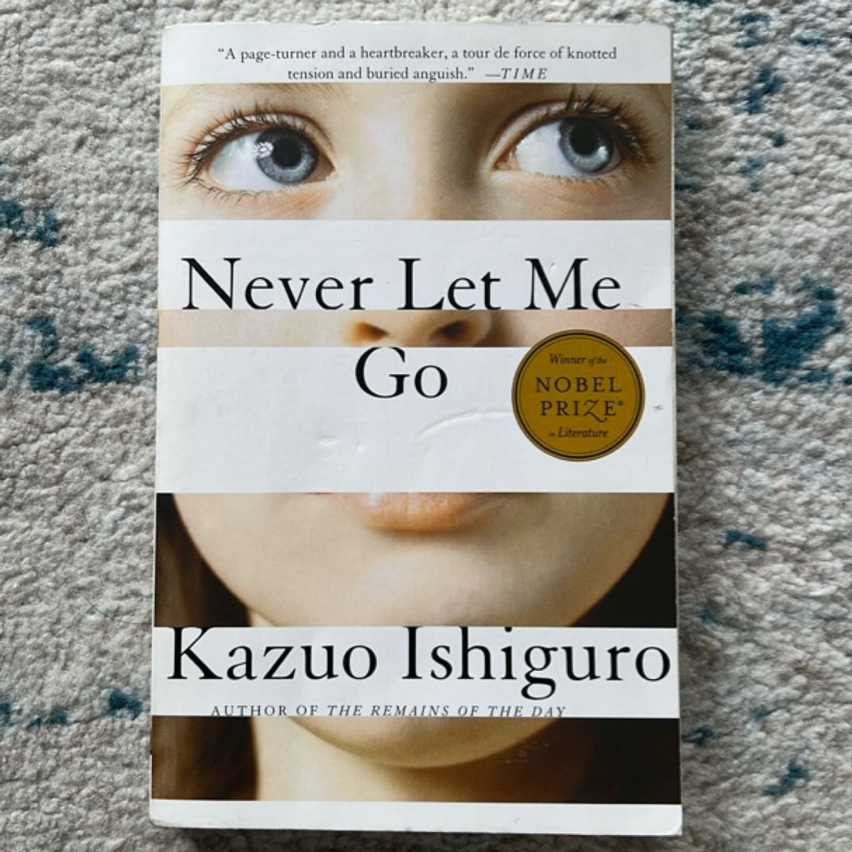 Never Let Me Go by Kazuo Ishiguro, Paperback | Pangobooks