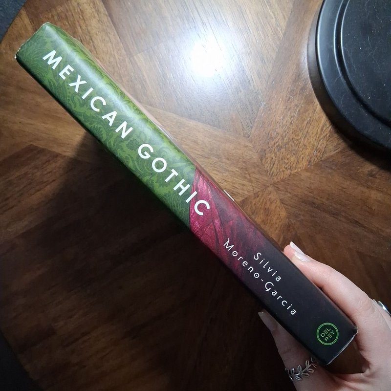 Mexican Gothic by Silvia Moreno-Garcia, Hardcover | Pangobooks