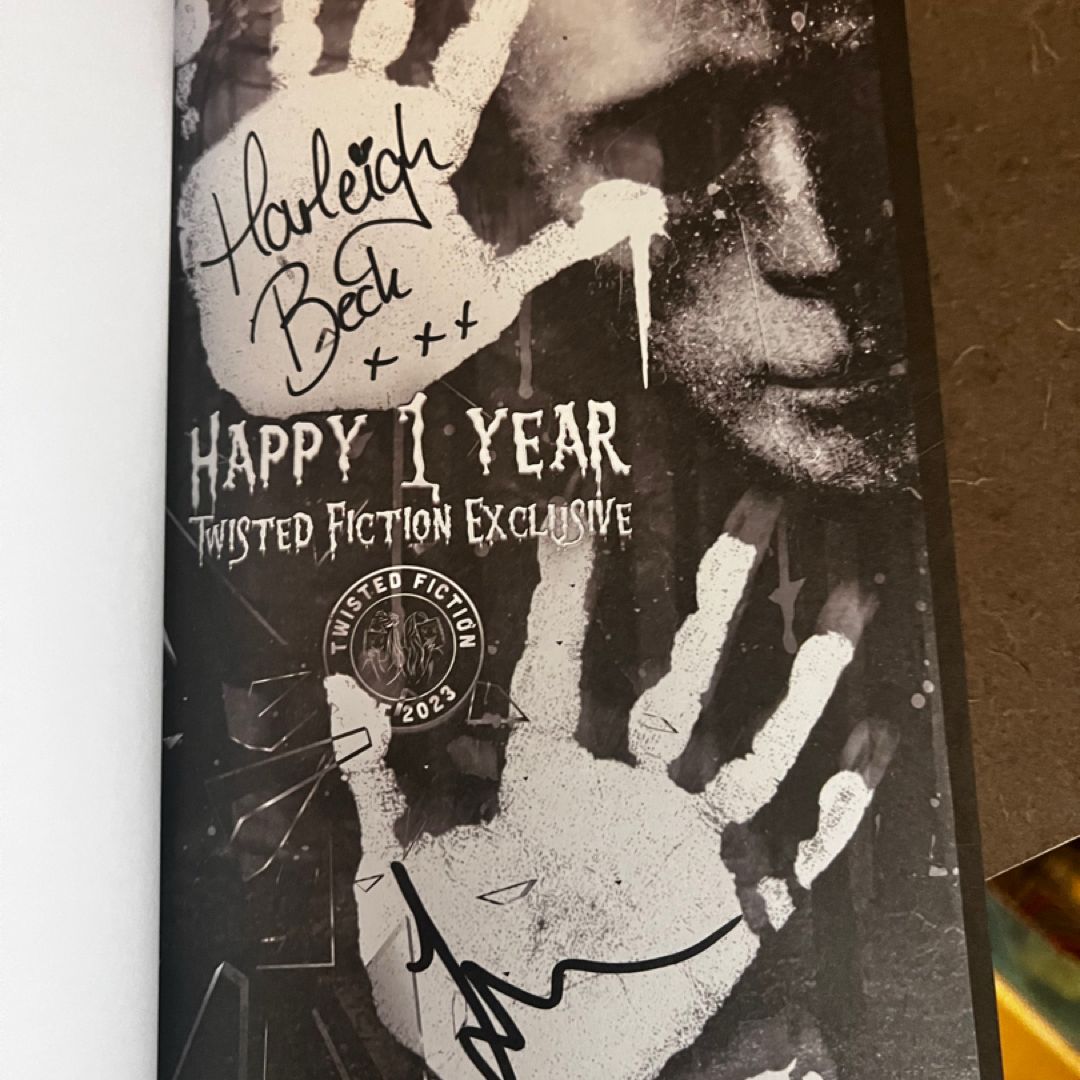 Chokehold (Signed) by Harleigh Beck & Leigh Rivers, Hardcover | Pangobooks