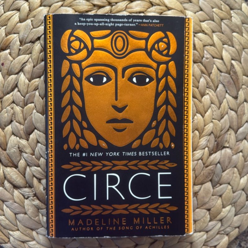 Circe by Madeline Miller, Paperback | Pangobooks