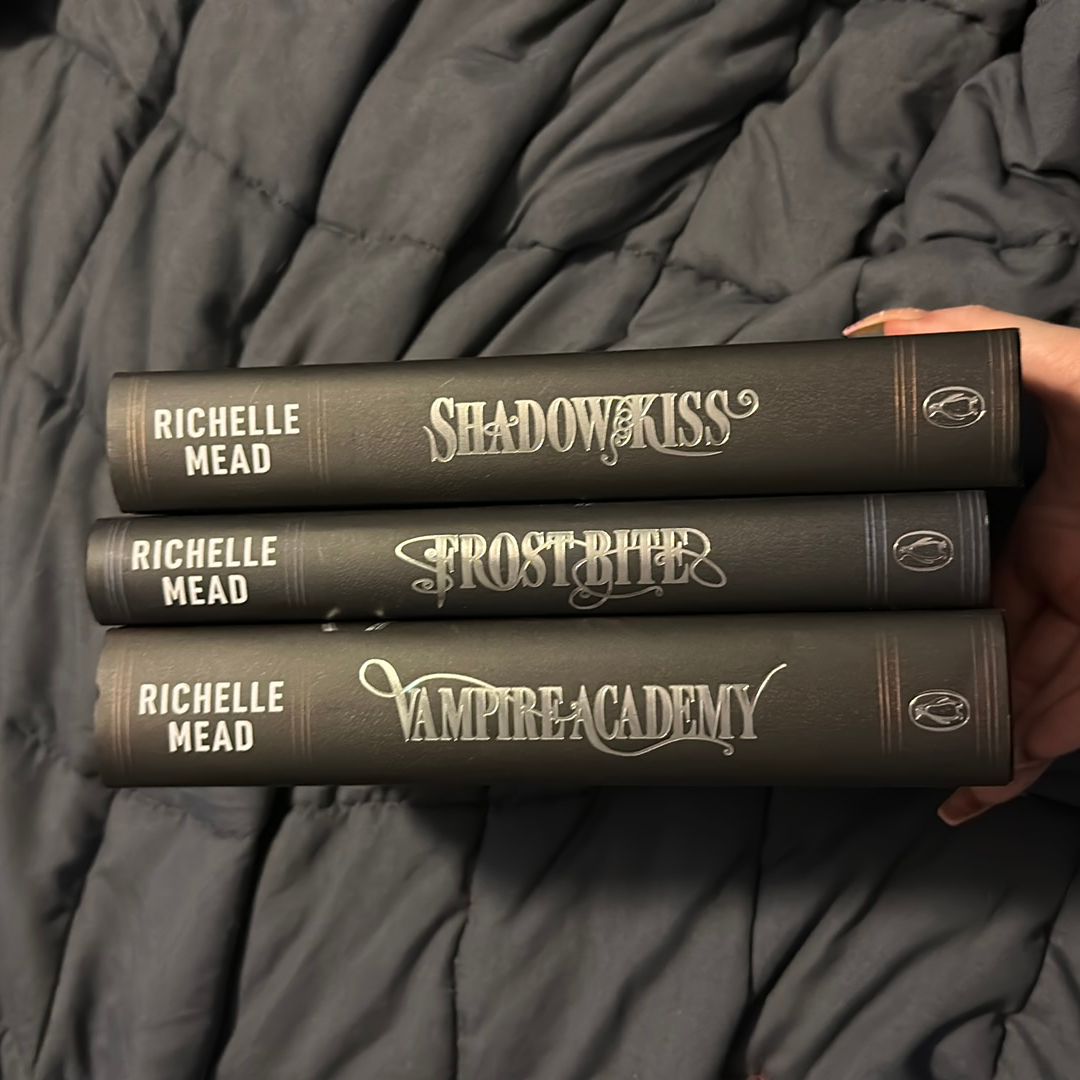 Vampire Academy Books 1-3 (Fairyloot Special Edition) by Richelle Mead ...