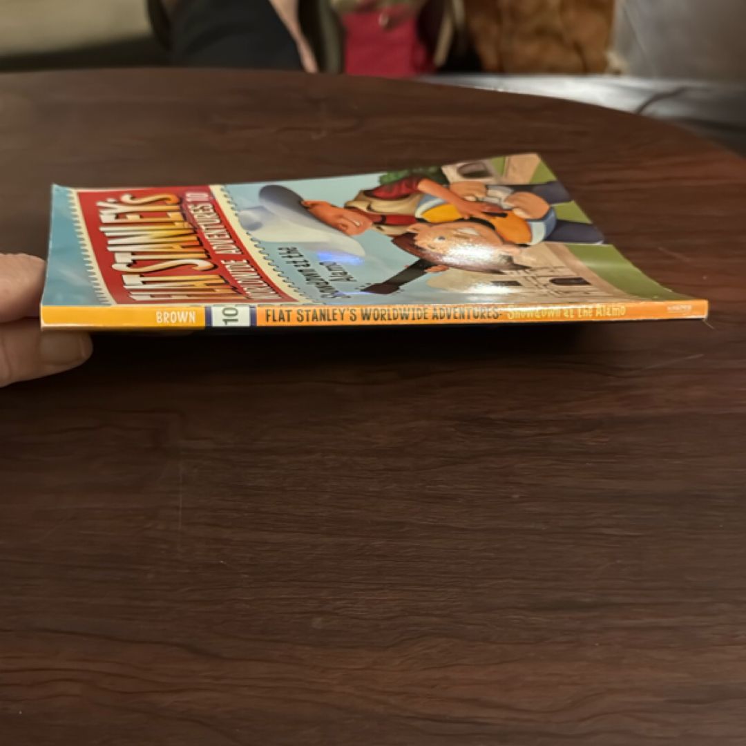 Flat Stanley's Worldwide Adventures #10: Showdown at the Alamo by