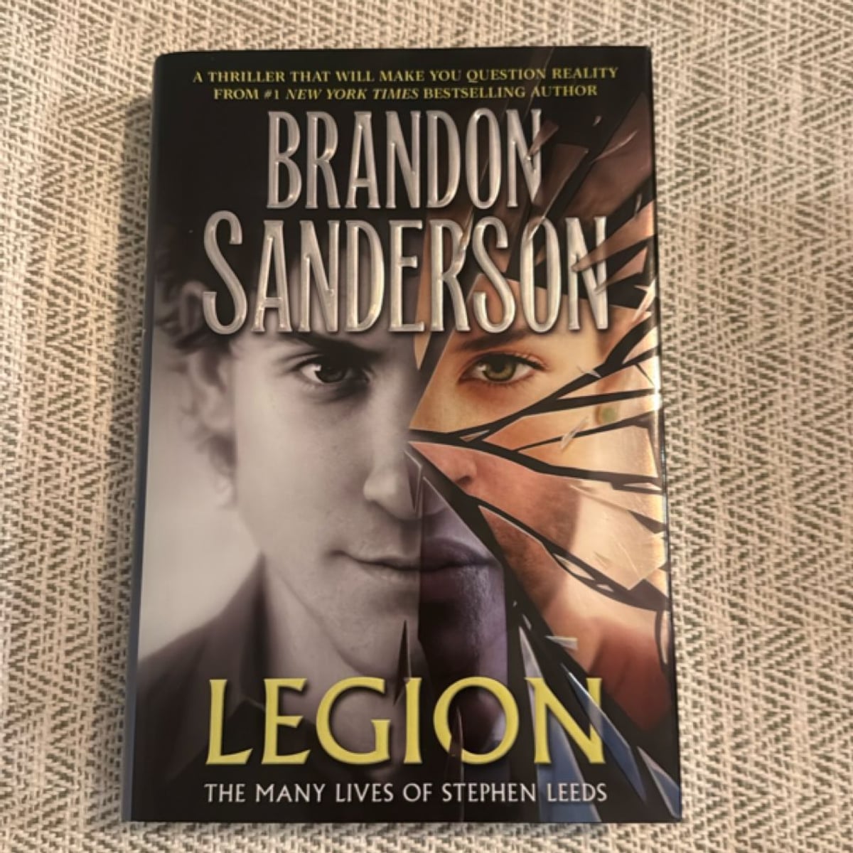 Legion: the Many Lives of Stephen Leeds by Brandon Sanderson