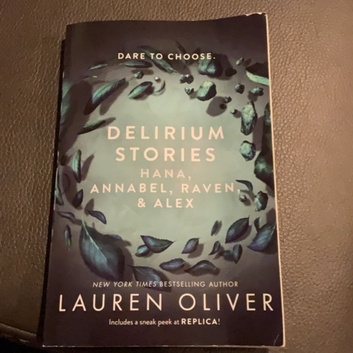 Delirium Stories: Hana, Annabel, Raven, and Alex by Lauren Oliver