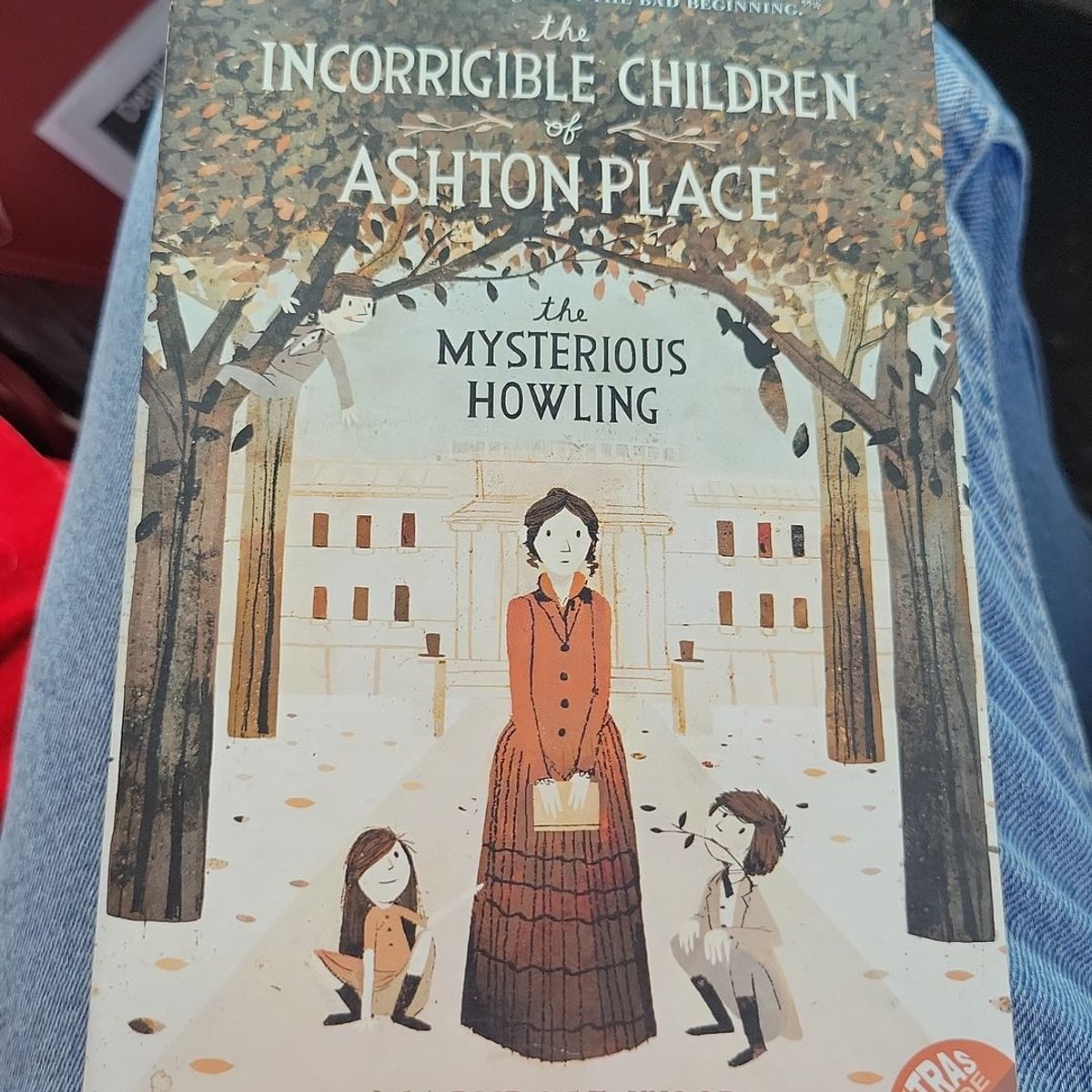 The Mysterious Howling by Maryrose Wood