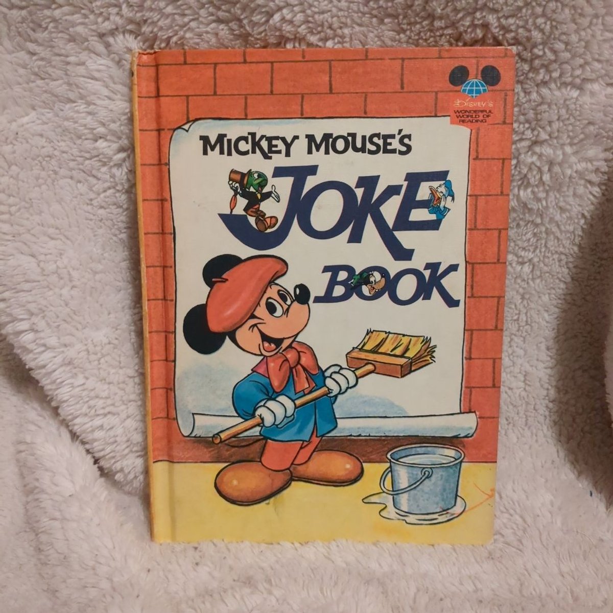 Mickey Mouse Joke Book by undefined