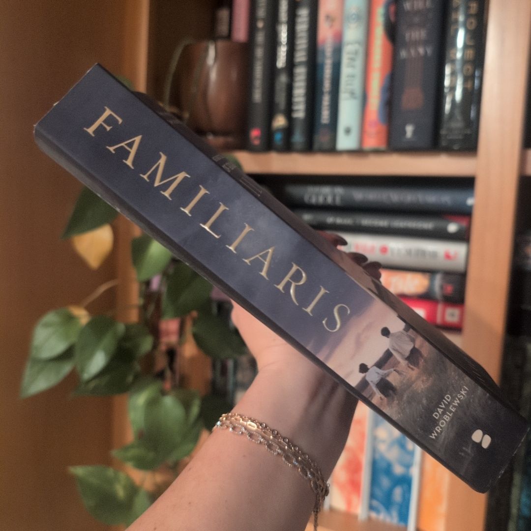 Familiaris (Oprah's Book Club) by David Wroblewski