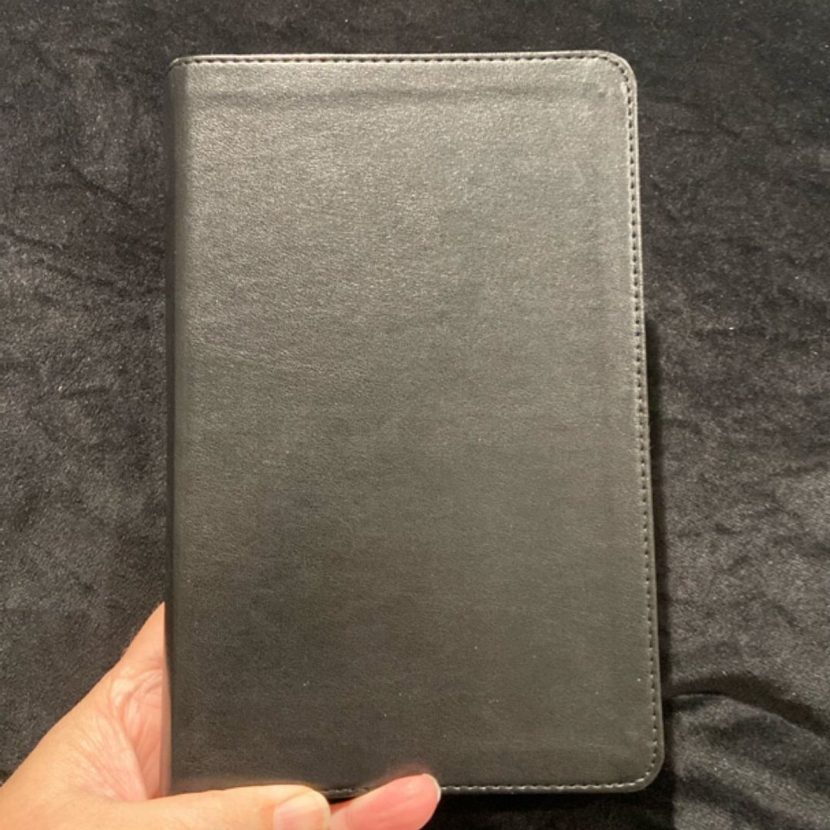 ESV Men's Devotional Bible by Christopher Ash, Greg Gilbert, Aaron ...