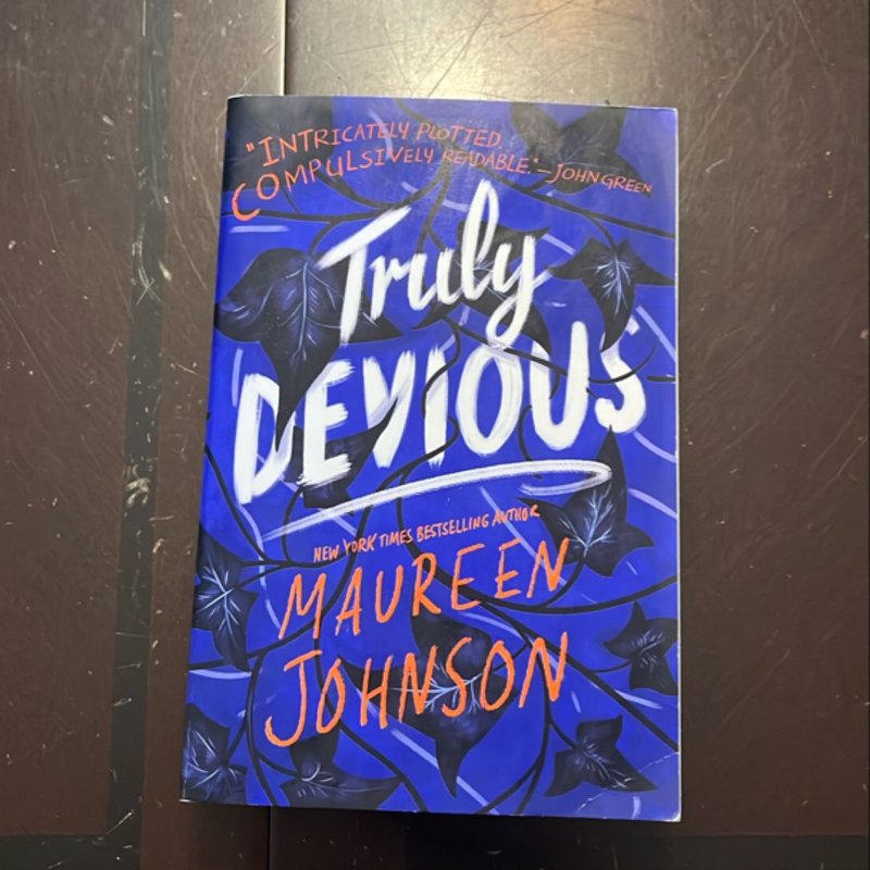 Truly Devious by Maureen Johnson, Paperback | Pangobooks