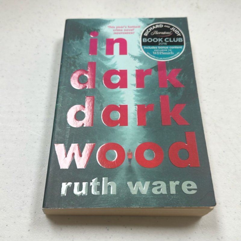 In a Dark, Dark Wood by Ruth Ware, Paperback | Pangobooks