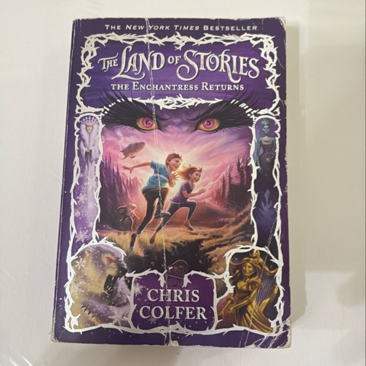 The Land of Stories: the Enchantress Returns by Chris Colfer, Paperback ...