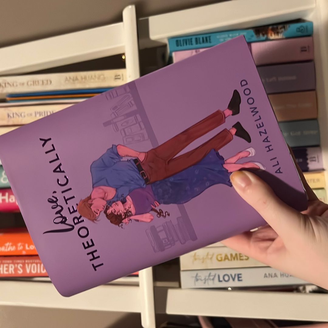 Love, Theoretically by Ali hazelwood, Hardcover | Pangobooks