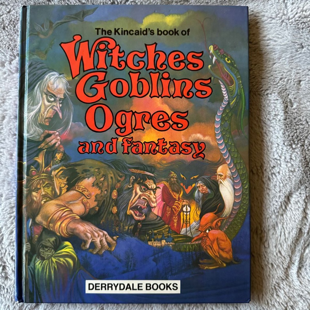Witches Goblins Ogres and Fantas by Outlet Book Company Staff