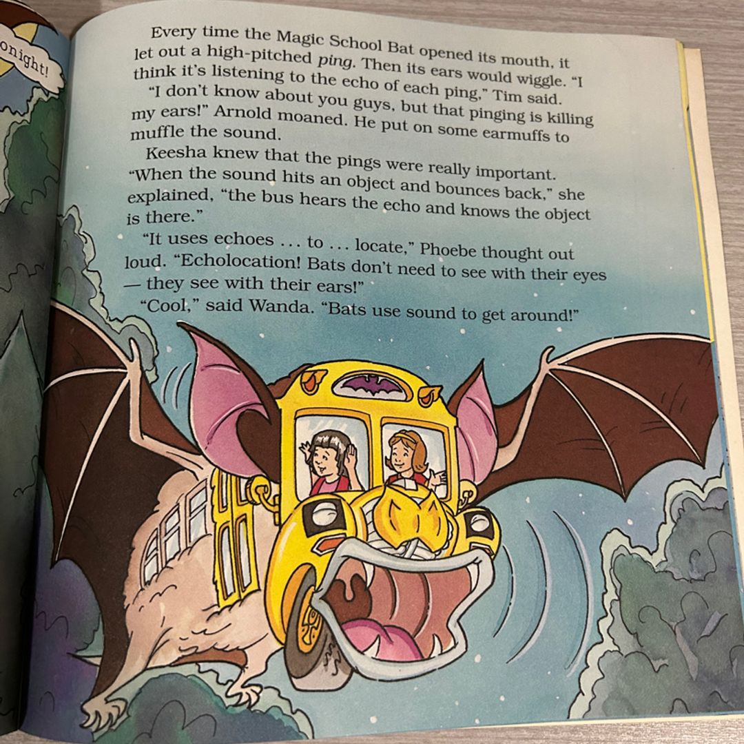 The Magic School Bus Going Batty by Joanna Cole, Nancy Krulik