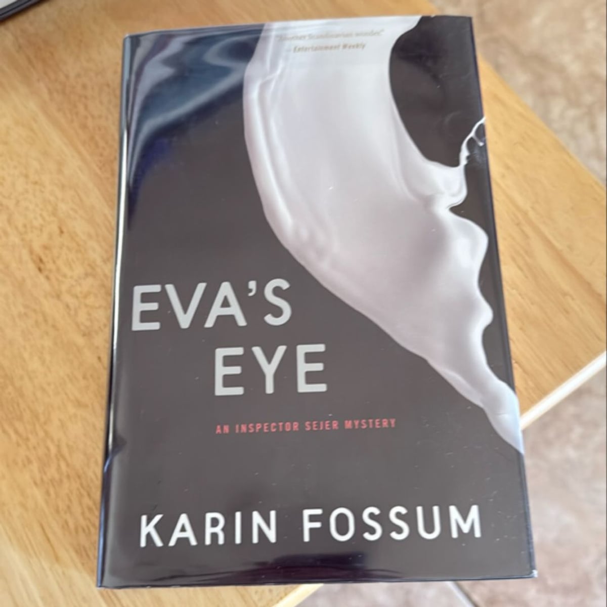 Eva's Eye by Karin Fossum; Jane Kirby, Hardcover | Pangobooks