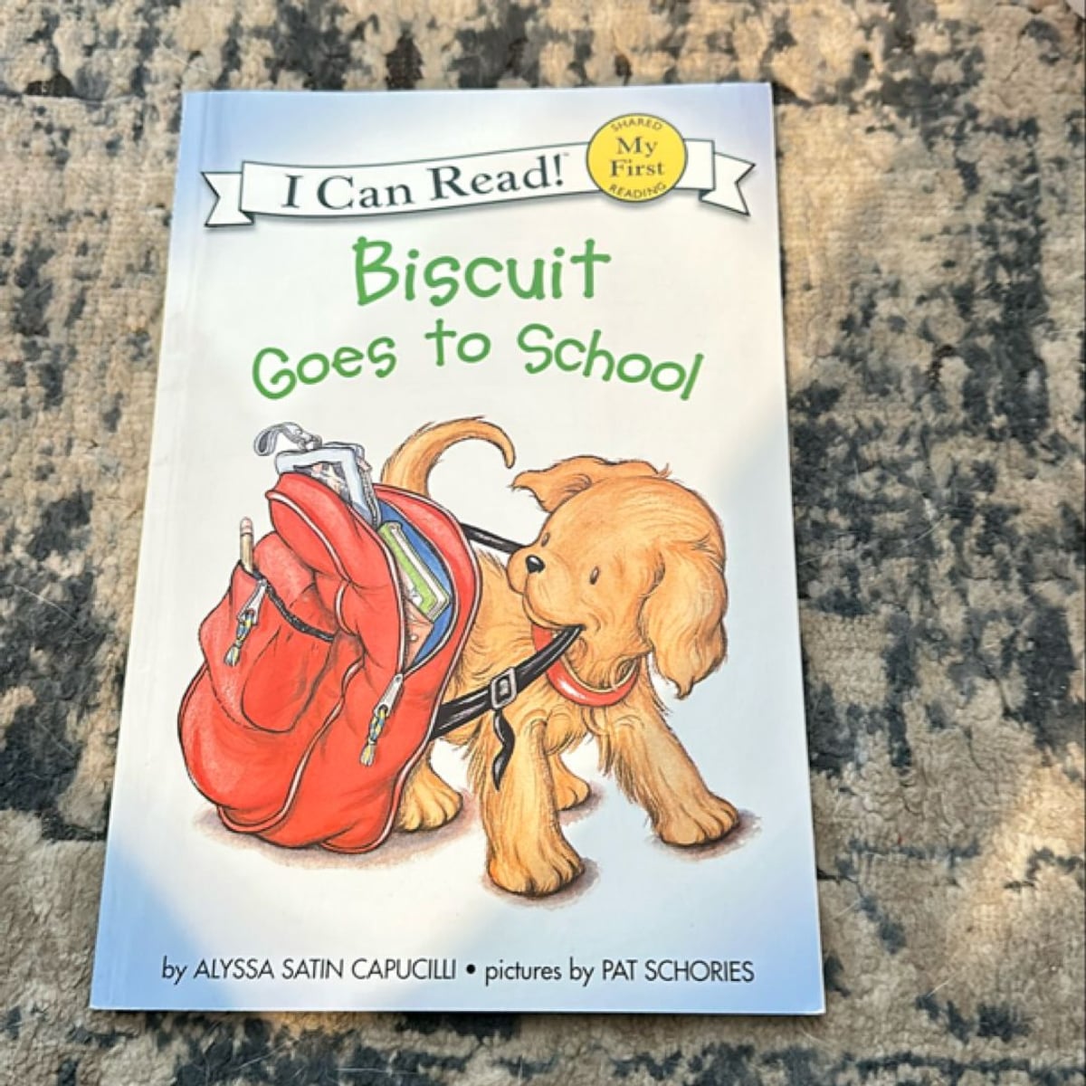Biscuit Goes to School by Alyssa Satin Capucilli