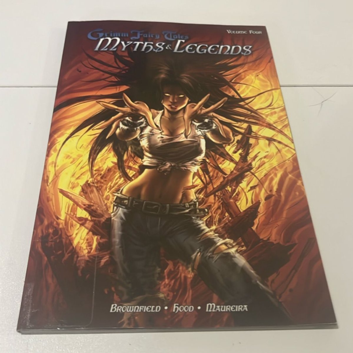 Myths and Legends by Troy Brownfield; Raven Gregory; Keu Cha; Josh Hood ...