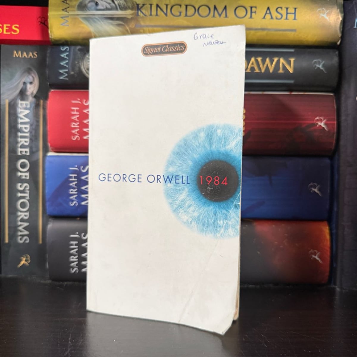 1984 by George Orwell, Paperback | Pangobooks