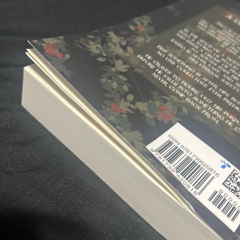Fallen Thorns by Harvey Oliver Baxter, Paperback | Pangobooks