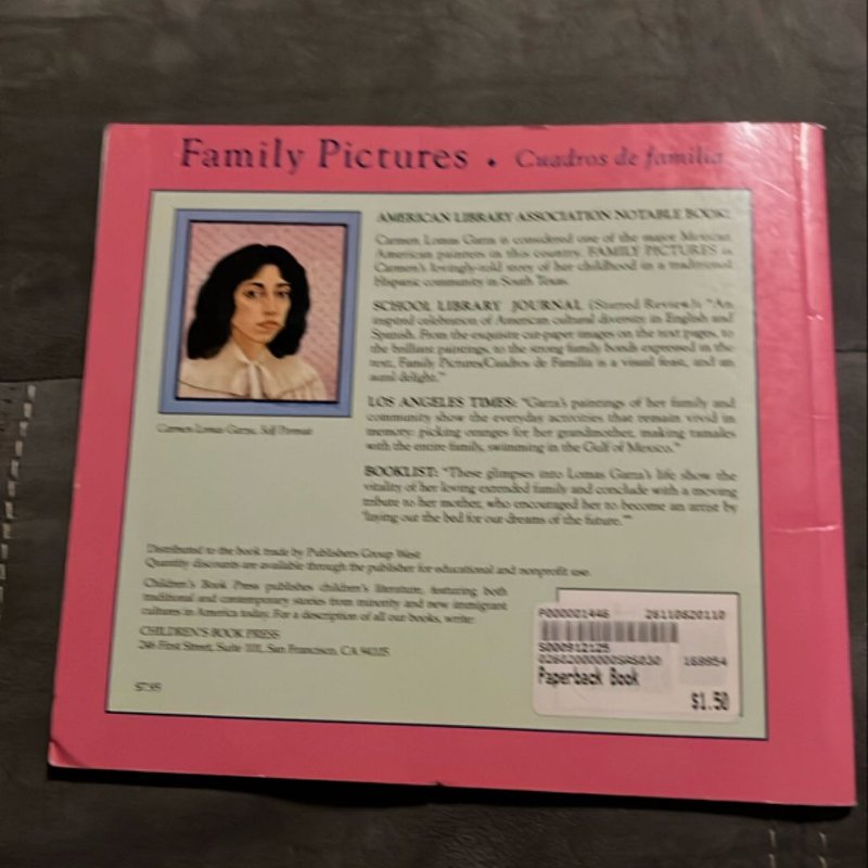 Family pictures by Carmen Lomas Garza, Paperback | Pangobooks