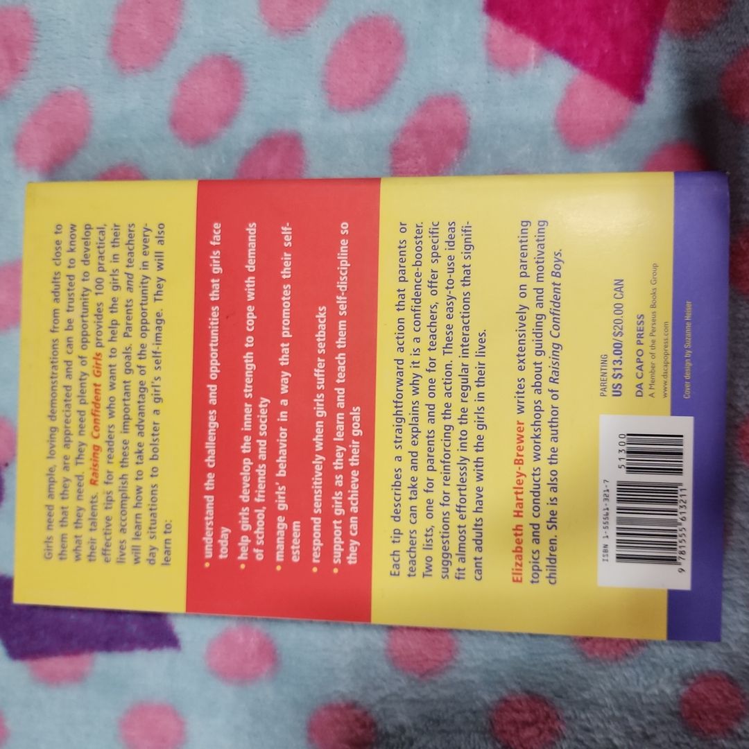Raising Confident Girls by Elizabeth Hartley-Brewer