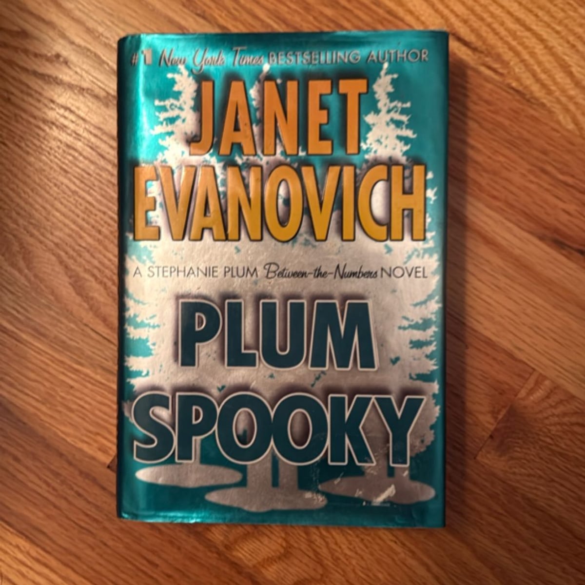 Plum Spooky by Janet Evanovich