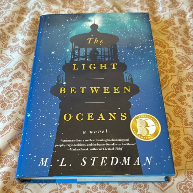 The Light Between Oceans by M.L. Stedman, Hardcover | Pangobooks