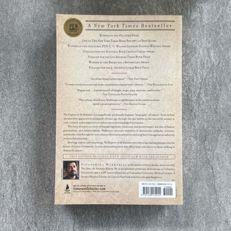 The Emperor of All Maladies by Siddhartha Mukherjee, Paperback | Pangobooks