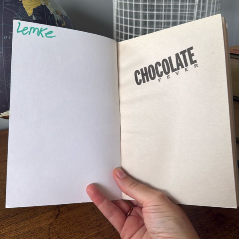 Chocolate Fever by Robert Kimmel Smith, Paperback | Pangobooks