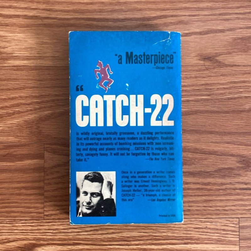 Catch 22 by Joseph Heller , Paperback | Pangobooks