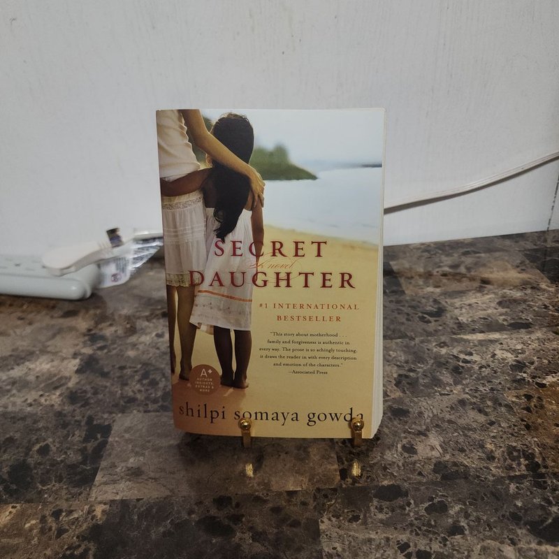 Secret Daughter by Shilpi Somaya Gowda