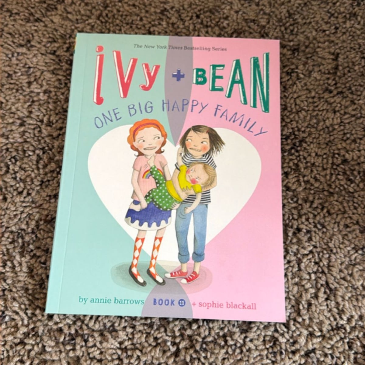 Ivy and Bean One Big Happy Family (Book 11) by Annie Barrows