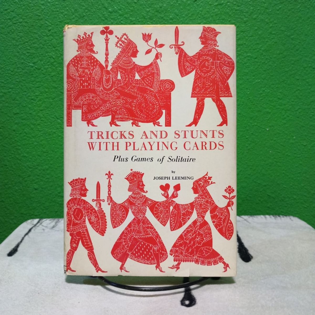Tricks And Stunts With Playing Cards - Vintage | PangoBooks