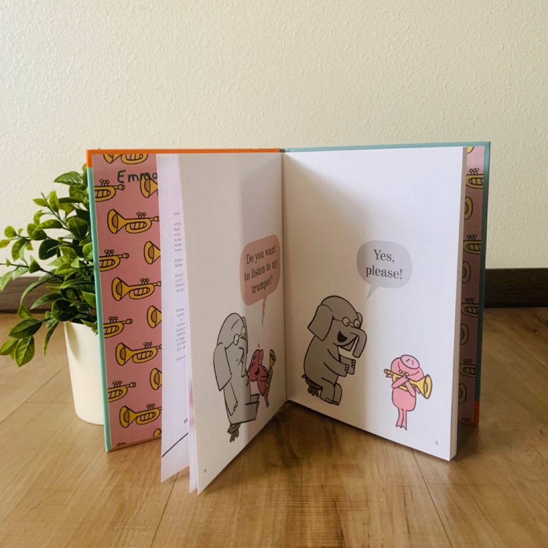Listen to My Trumpet! (an Elephant and Piggie Book) by Mo Willems
