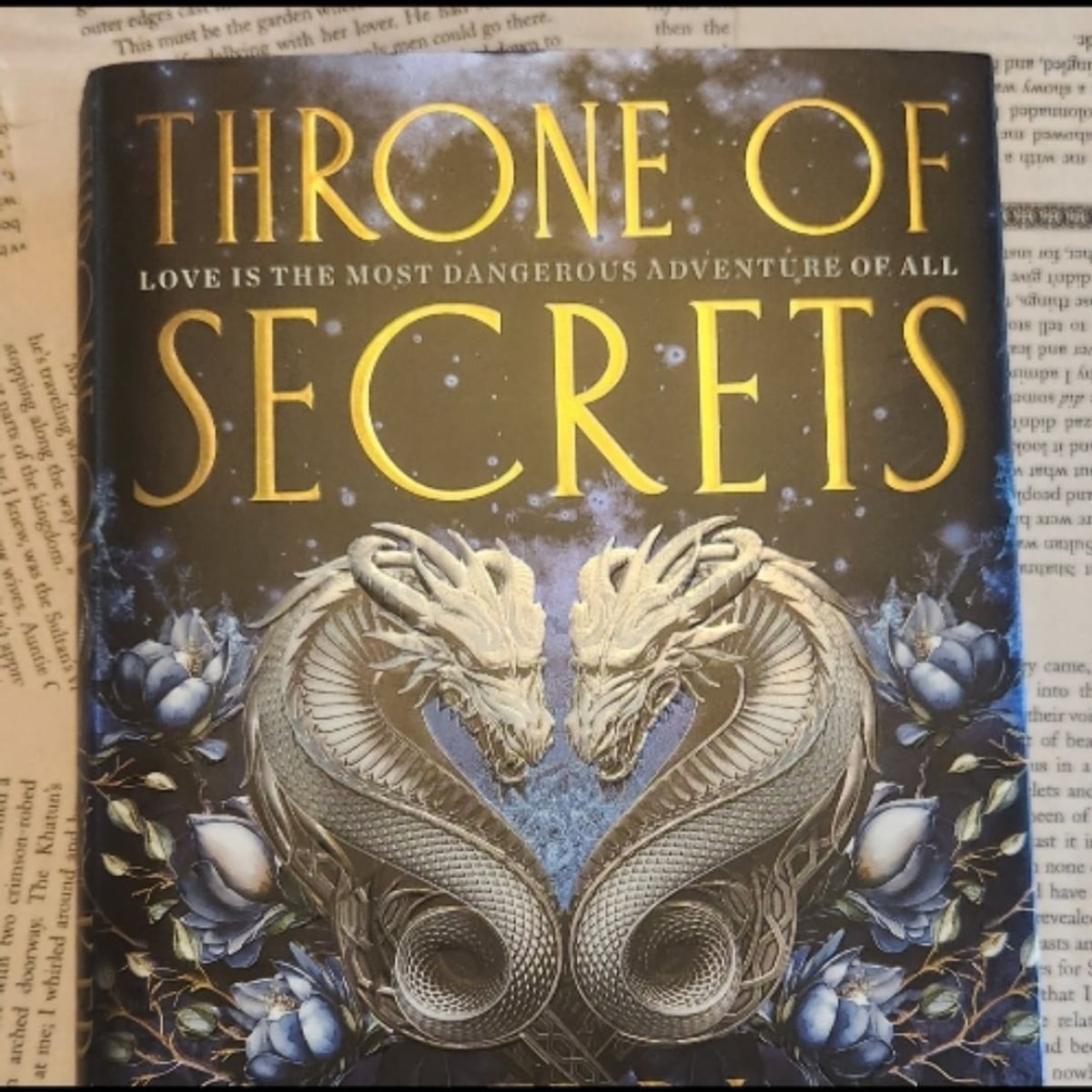 Throne of secrets by Kerri Maniscalco, Hardcover | Pangobooks