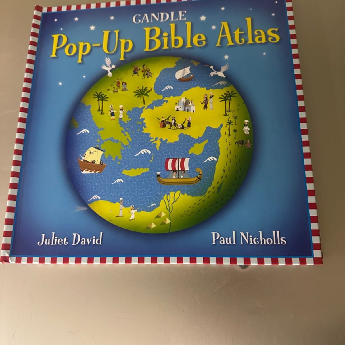 Candle Pop-Up Bible Atlas by Juliet David