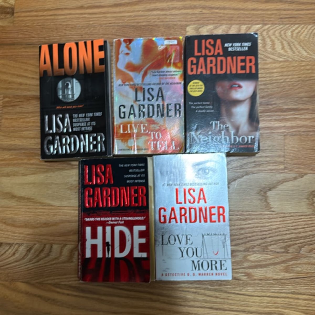 Lot of 5 paperback books by author Lisa Gardner by Lisa Gardner ...