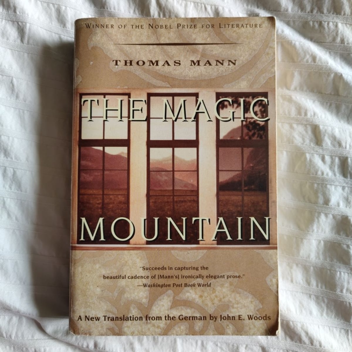 The Magic Mountain by Thomas Mann, H. T. Lowe-Porter, Thomas Mann