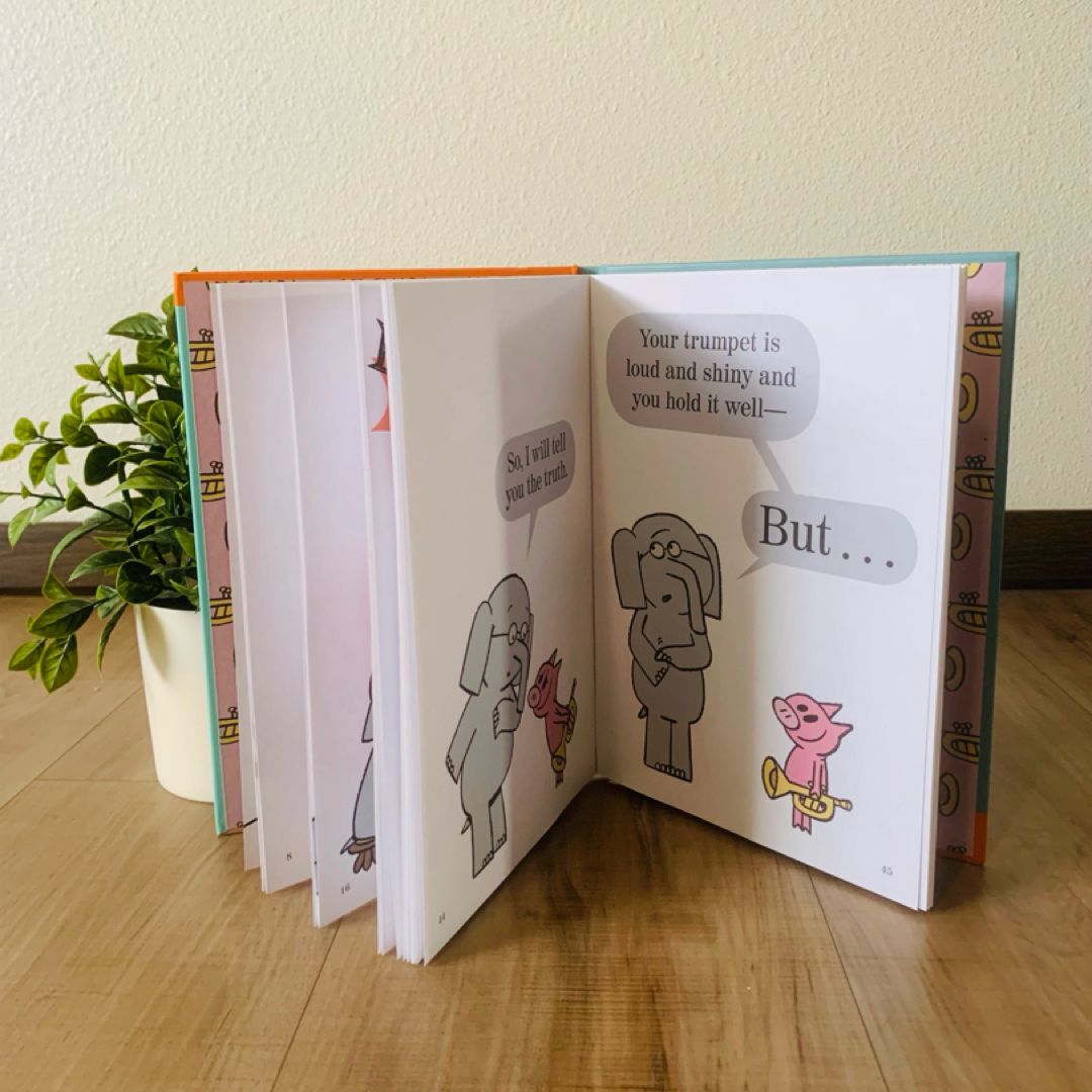 Listen to My Trumpet! (an Elephant and Piggie Book) by Mo Willems