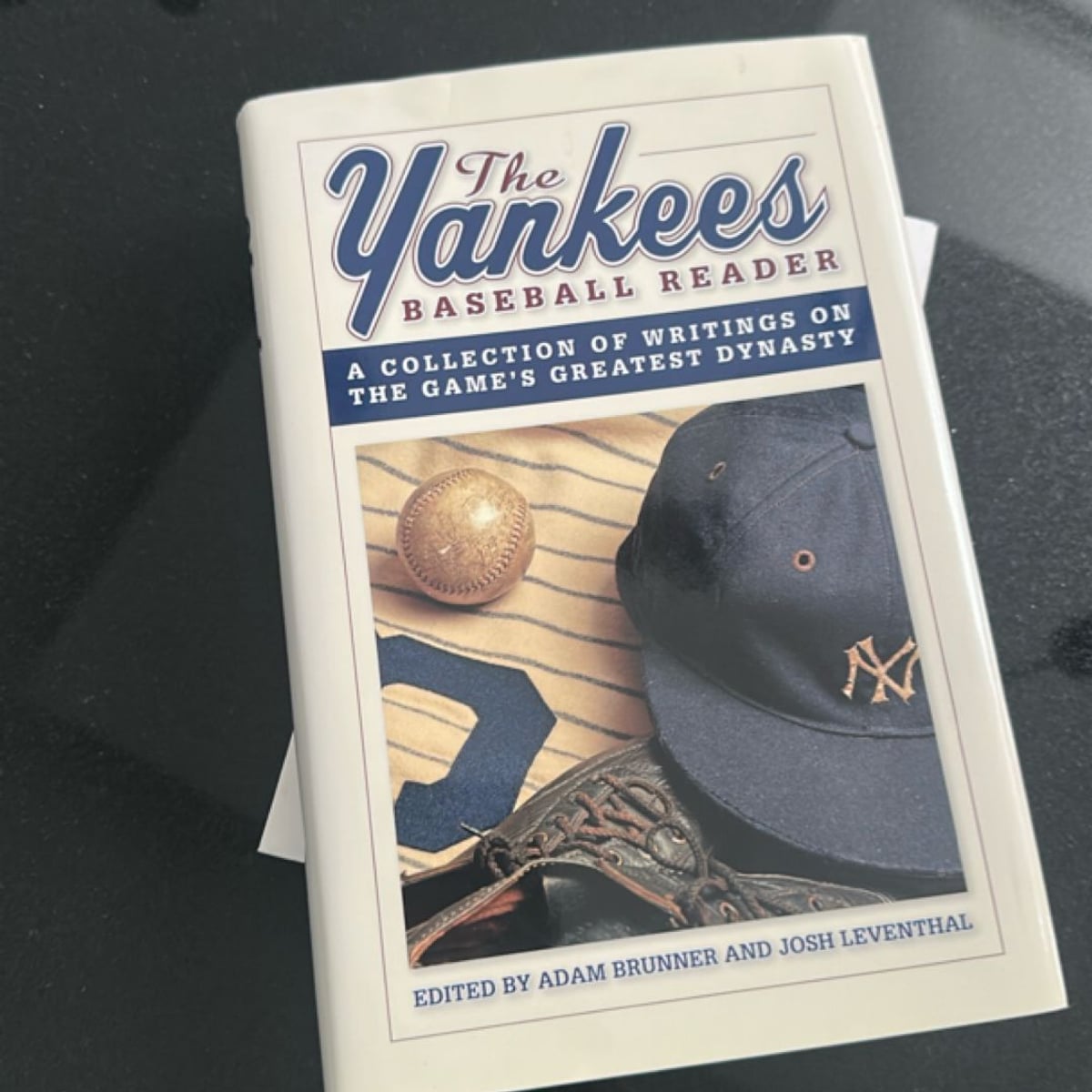 The Yankees Baseball Reader by MVP Books Staff