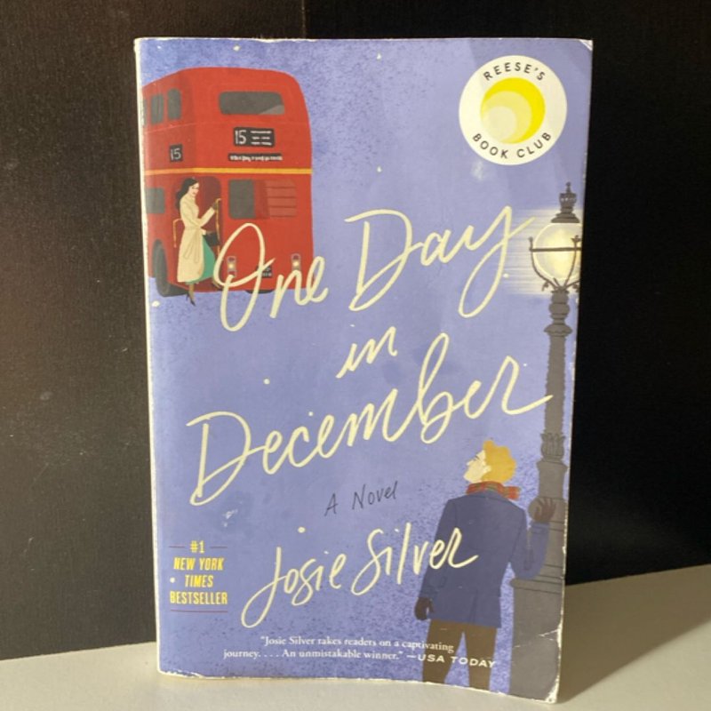 One Day in December by Josie Silver, Paperback | Pangobooks
