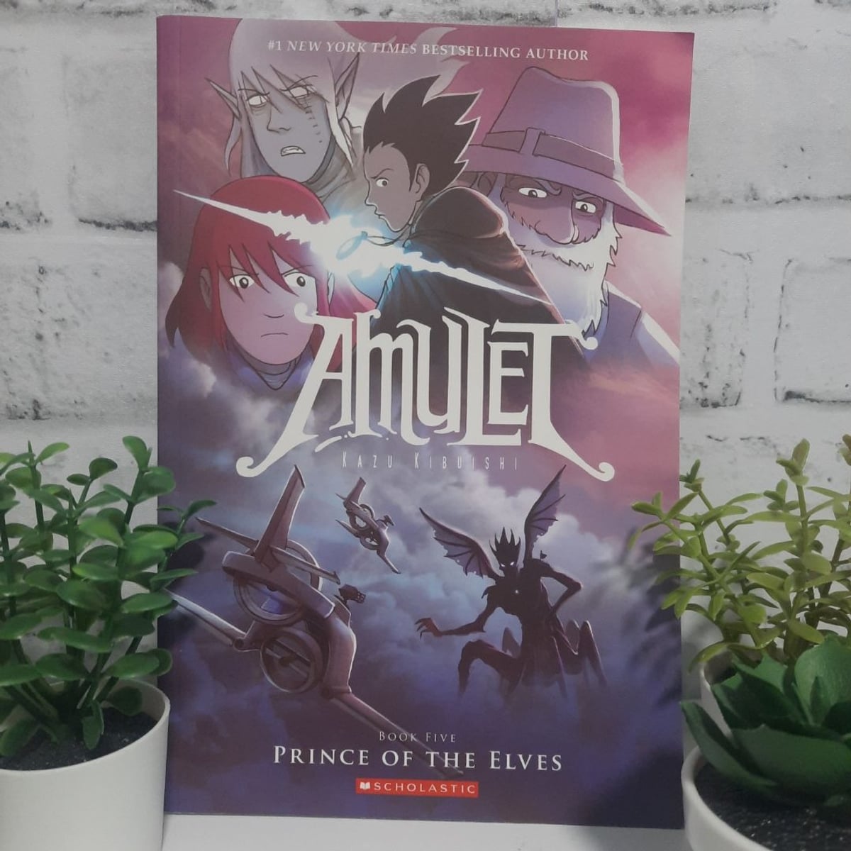 Amulet Prince of the Elves by Kazu Kibuishi