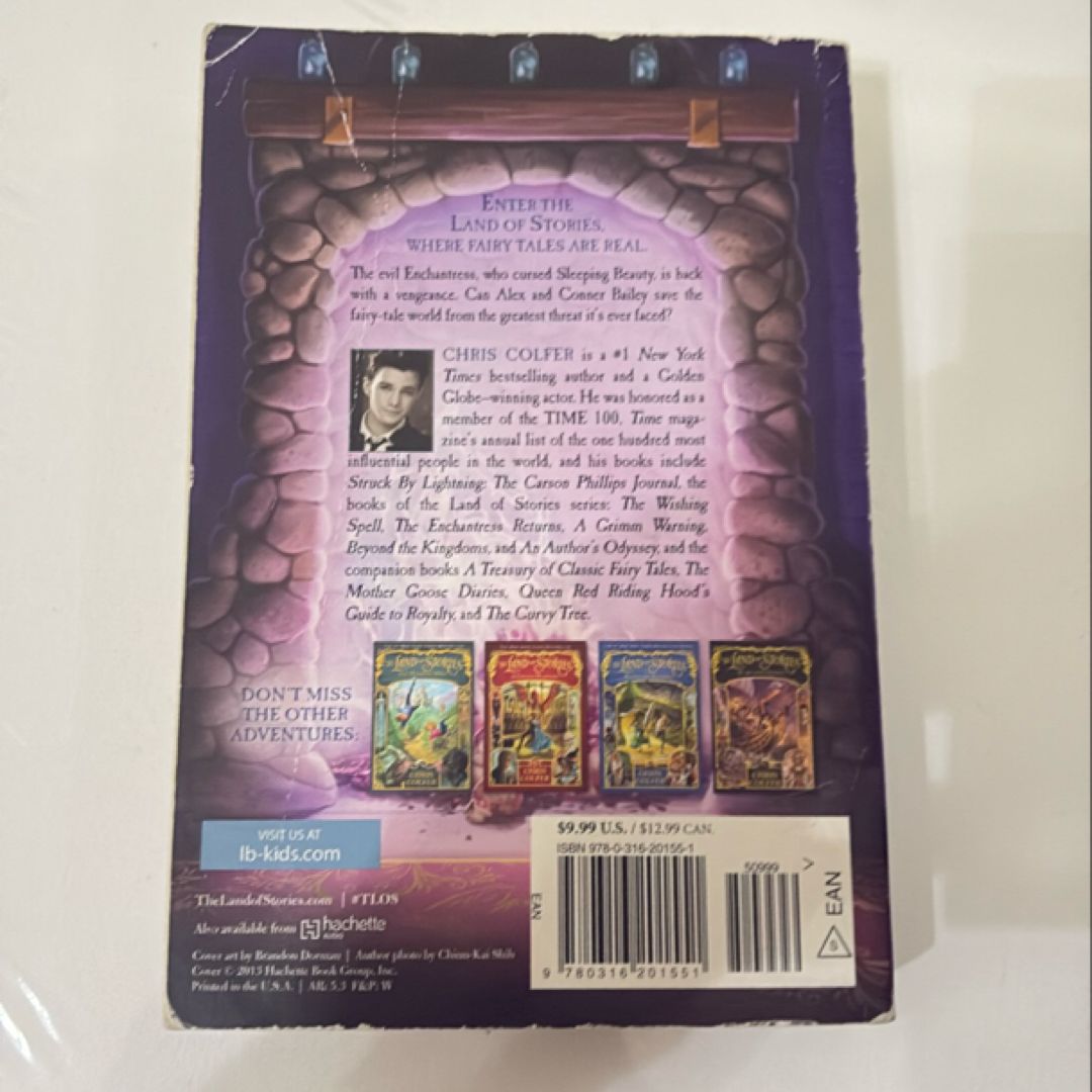 The Land of Stories: the Enchantress Returns by Chris Colfer, Paperback ...