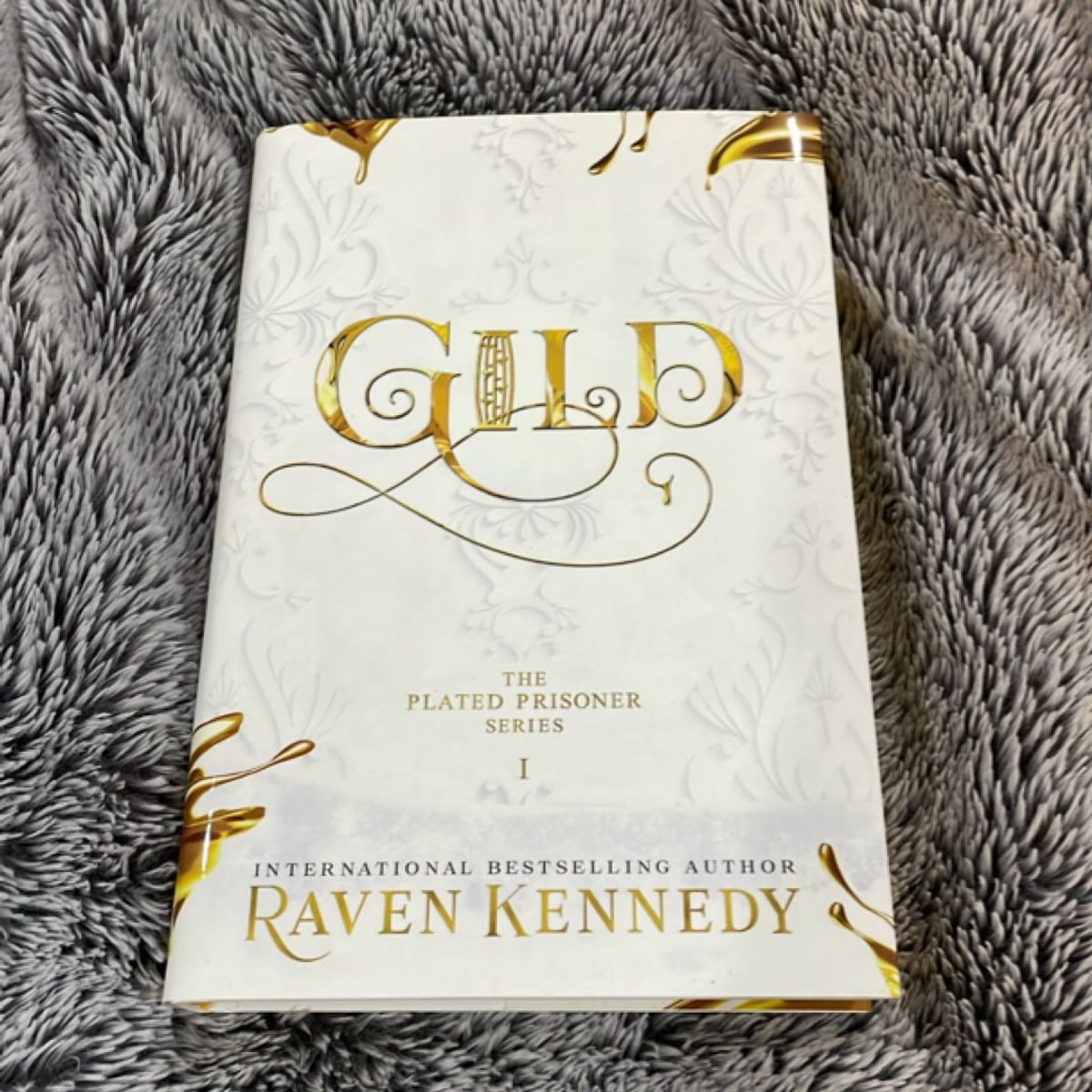 Gild by Raven Kennedy, Hardcover | Pangobooks