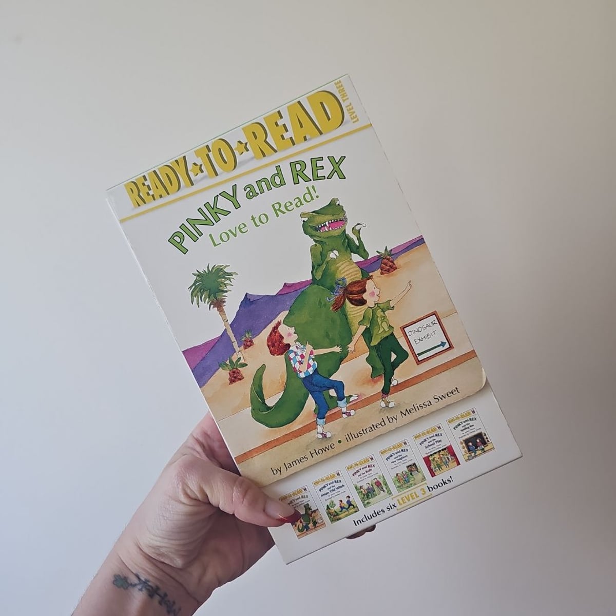 Pinky and Rex Love to Read! (Boxed Set) by James Howe