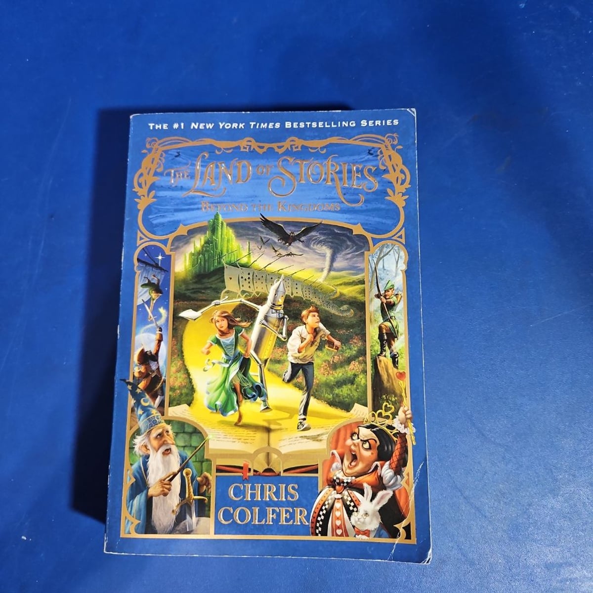 The Land of Stories: Beyond the Kingdoms by Chris Colfer
