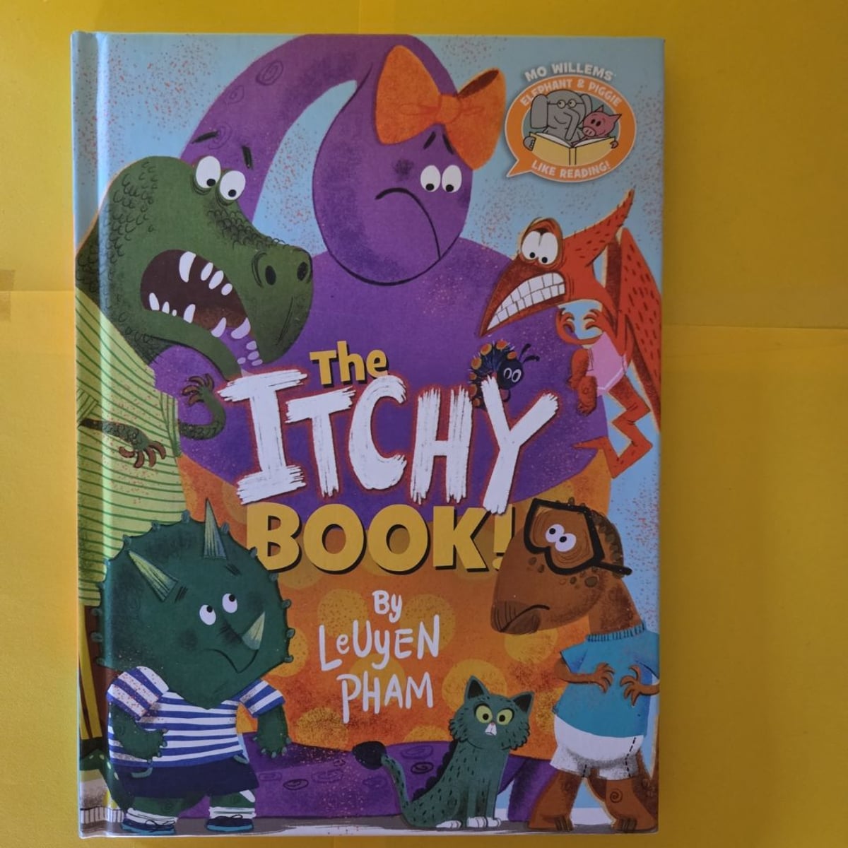 The Itchy Book! (Elephant and Piggie Like Reading!) by Mo Willems